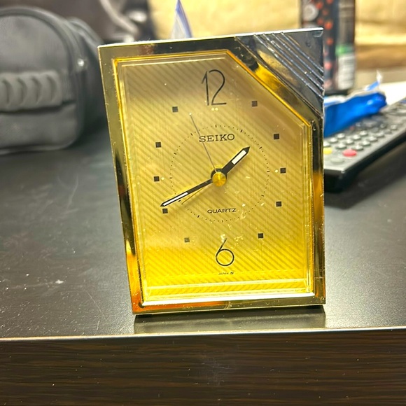 Seiko | Other | Vintage Seiko Quartz Alarm Clock Japan | Poshmark